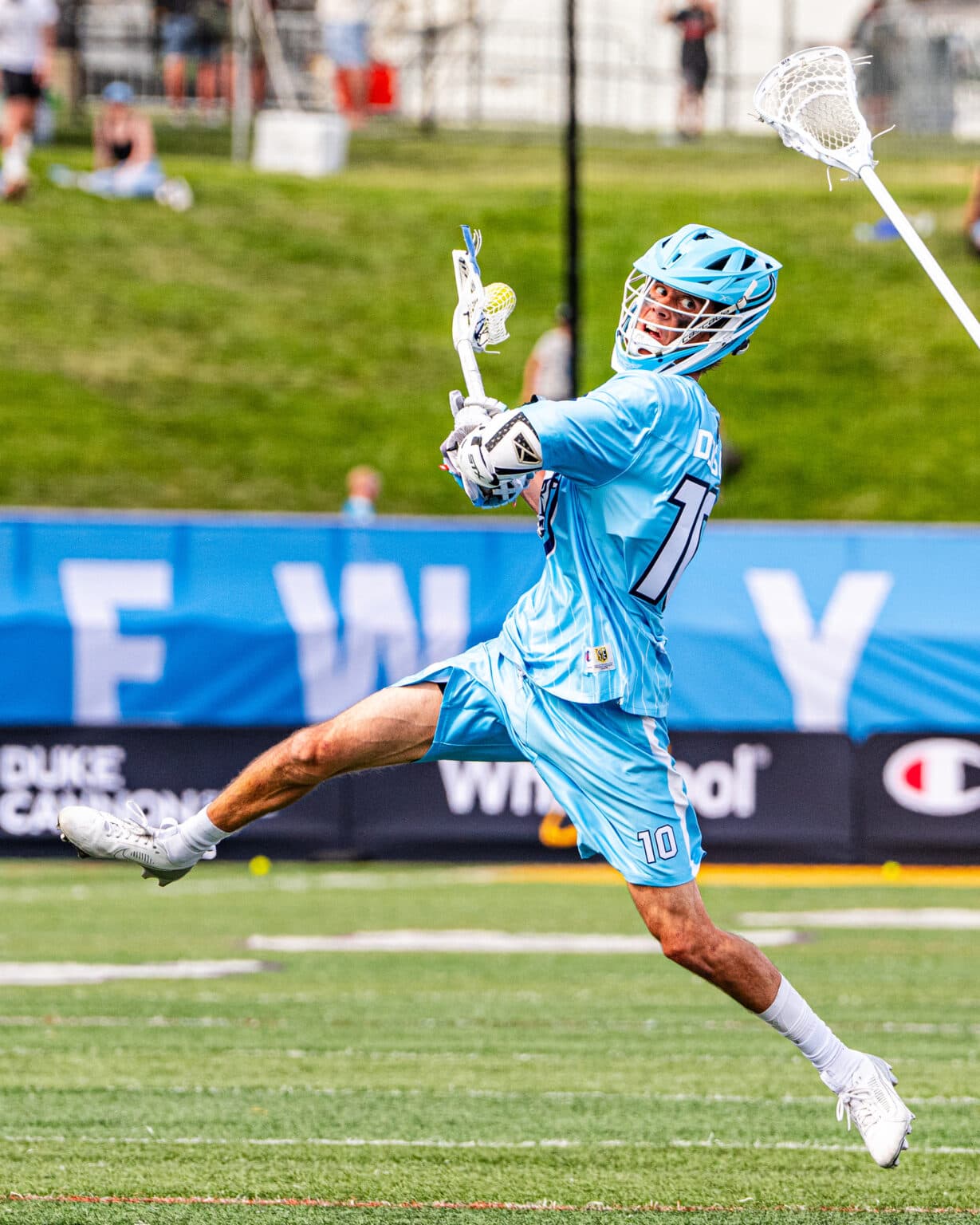 How Xander Dickson’s ‘perfectly’ timed trading-card photo was a 1-in ...